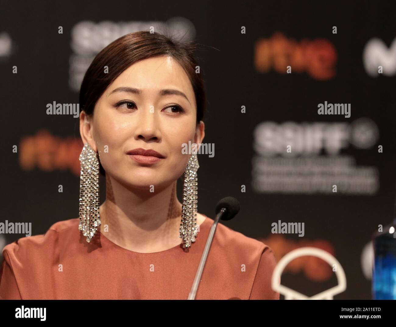 Feng yu hi-res stock photography and images - Alamy