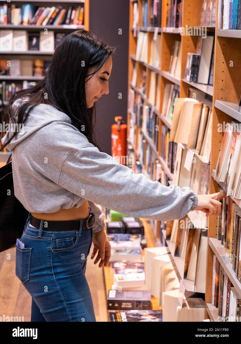 New textbook hi-res stock photography and images - Alamy