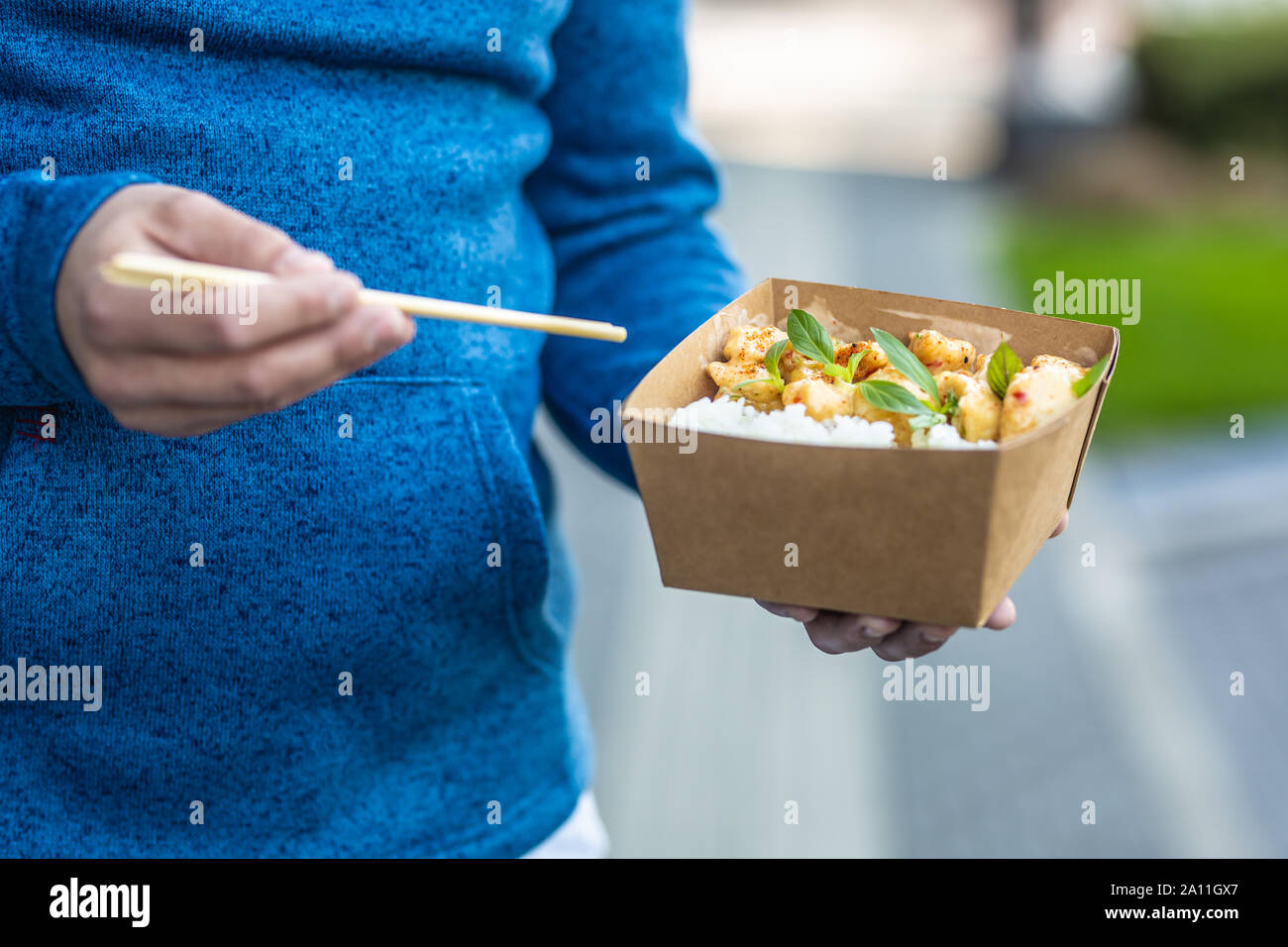 Mans lunch box hi-res stock photography and images - Alamy