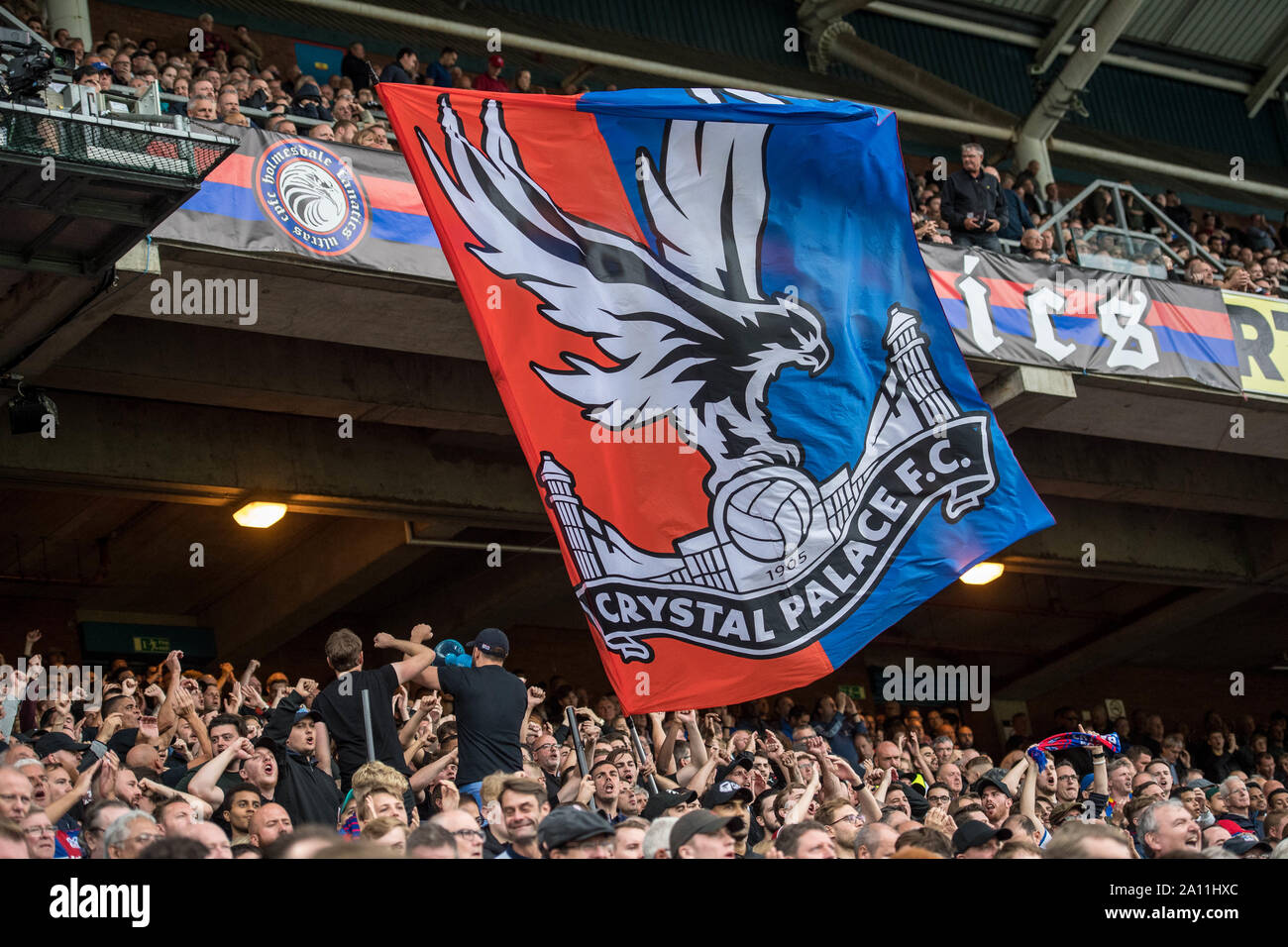 Crystal palace ultras hi-res stock photography and images - Alamy