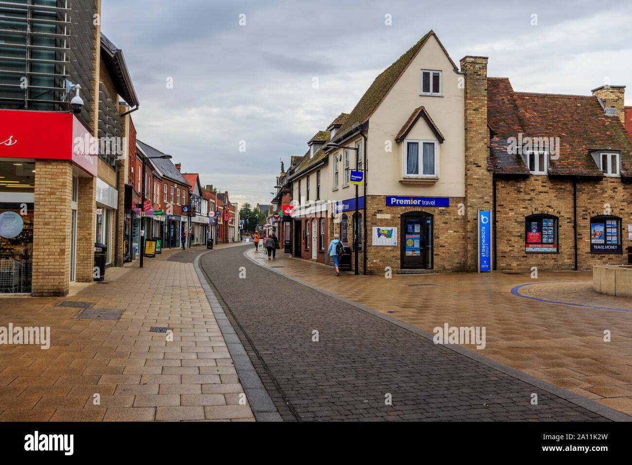 huntingdon town centre, cambridgeshire, england, uk, gb Stock Photo - Alamy