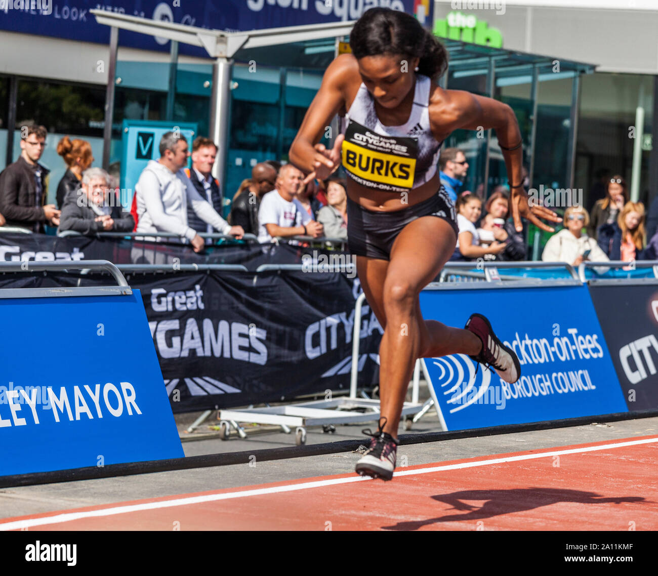 Female High Jumper High Resolution Stock Photography and Images - Alamy