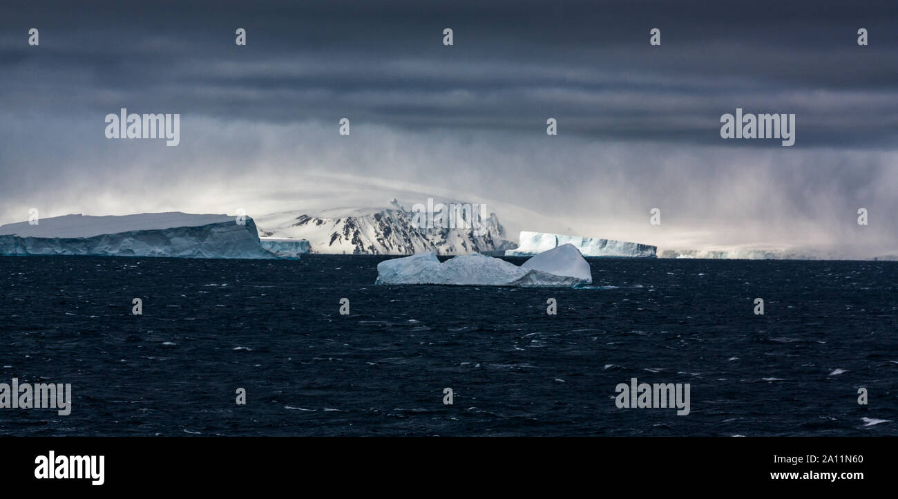 D'urville Island in the Bransfield Strait. Tip of the Antarctic ...