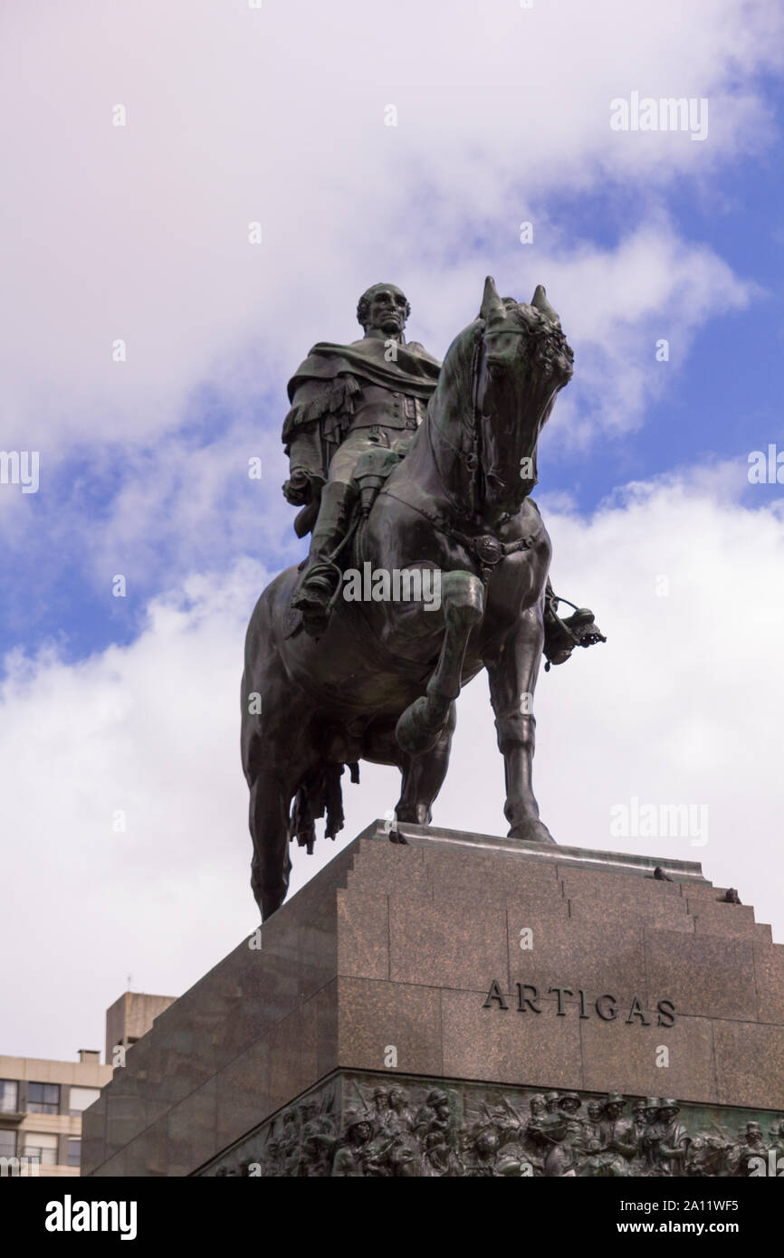 Equestrian statue of General Artigas in Plaza Independencia, Montevideo ...