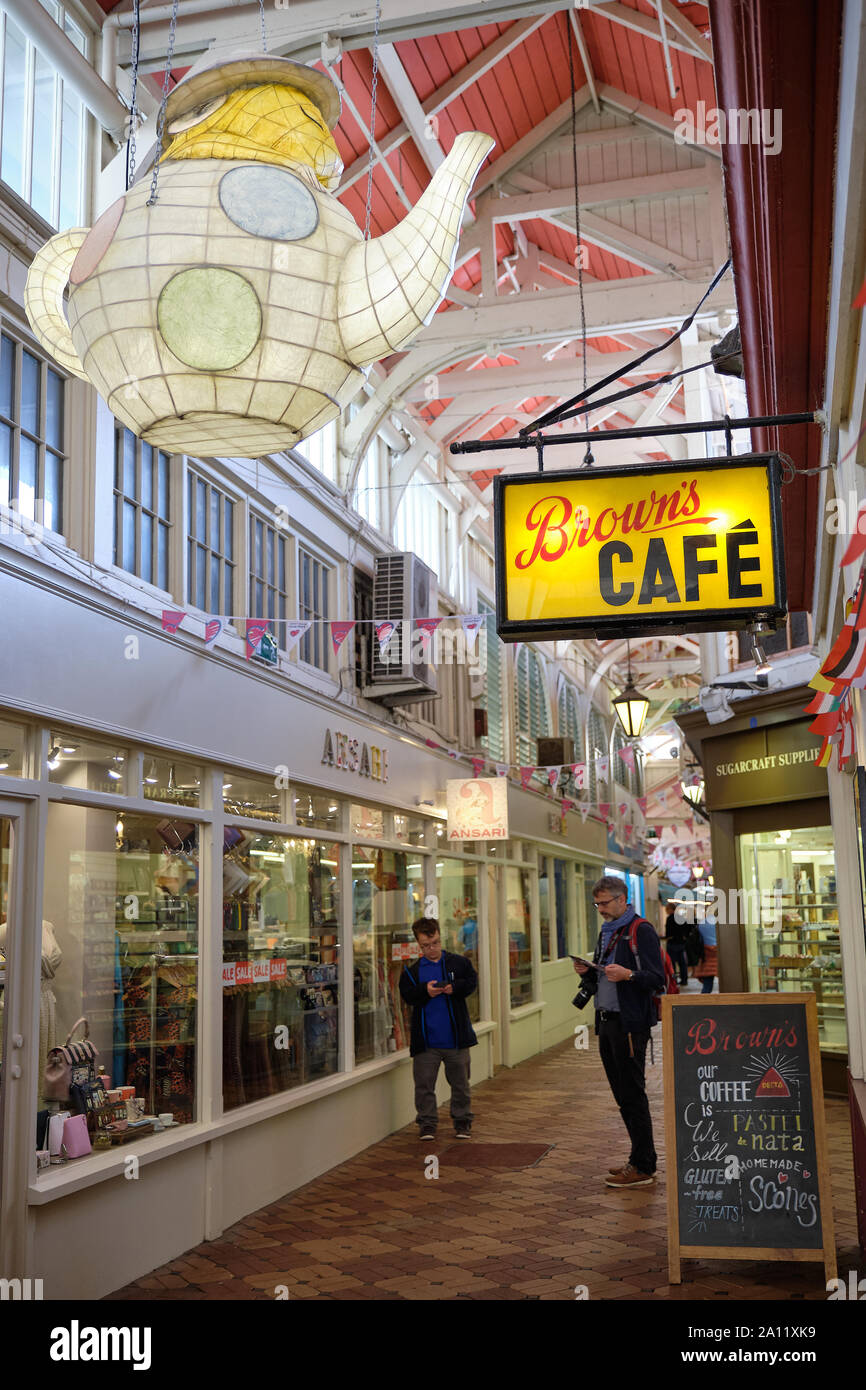 The alice shop oxford hi-res stock photography and images - Alamy