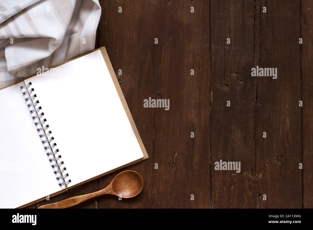 Blank vintage recipe cooking book hi-res stock photography and images ...