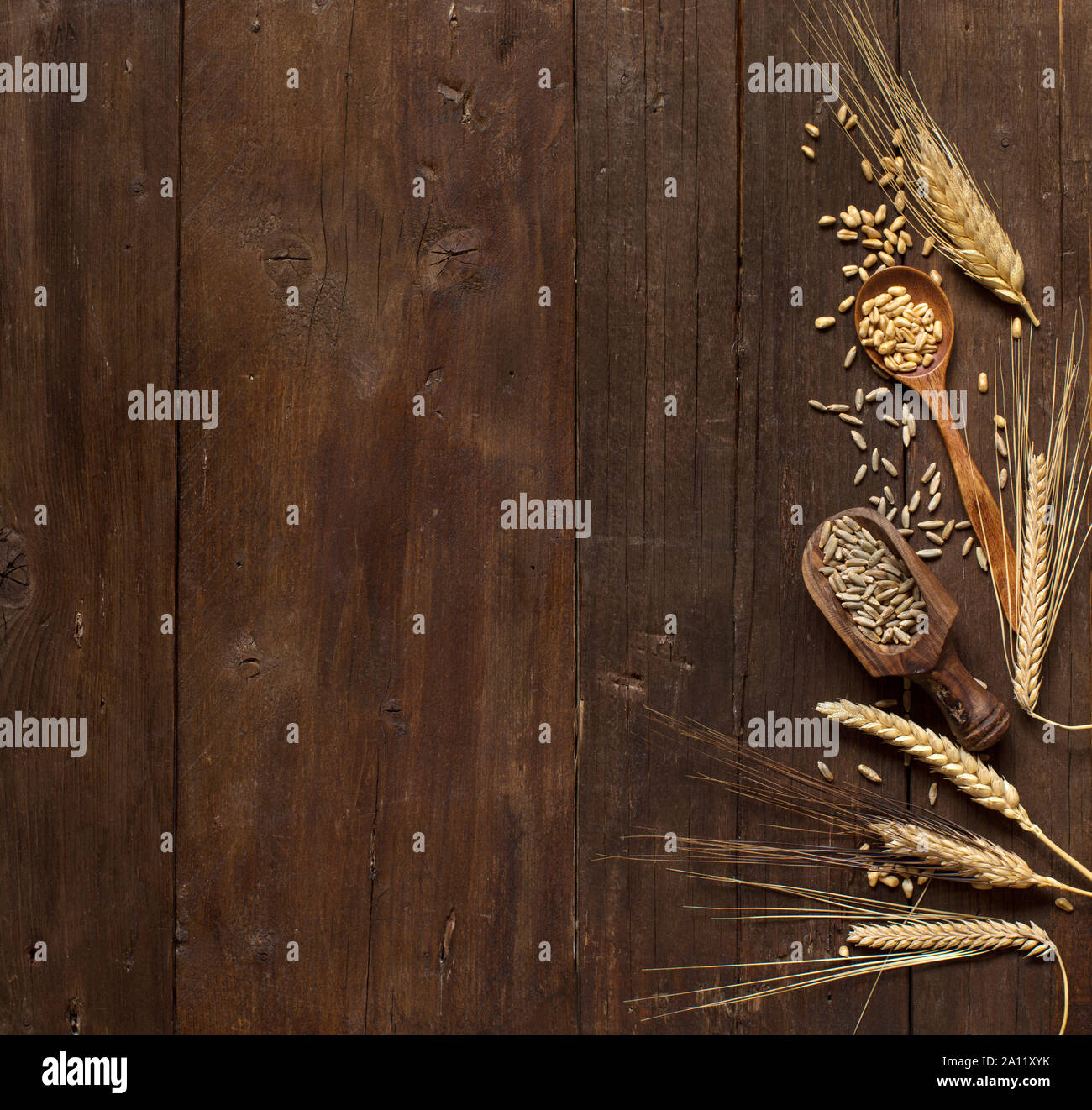 Spelt straw hi-res stock photography and images - Alamy