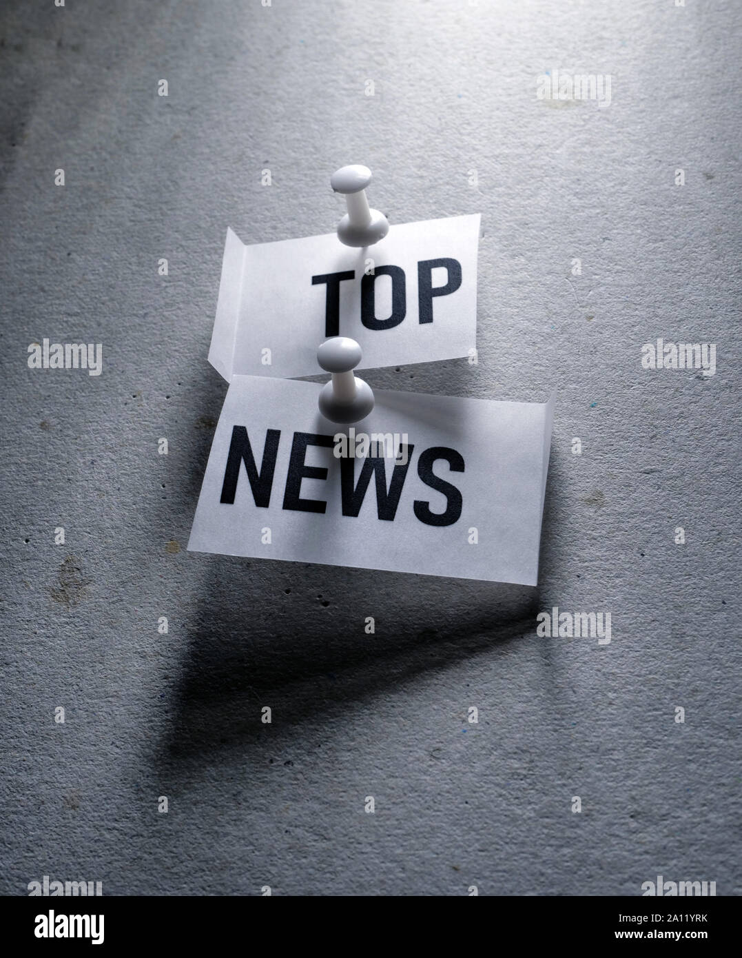 Breaking news label hi-res stock photography and images - Alamy