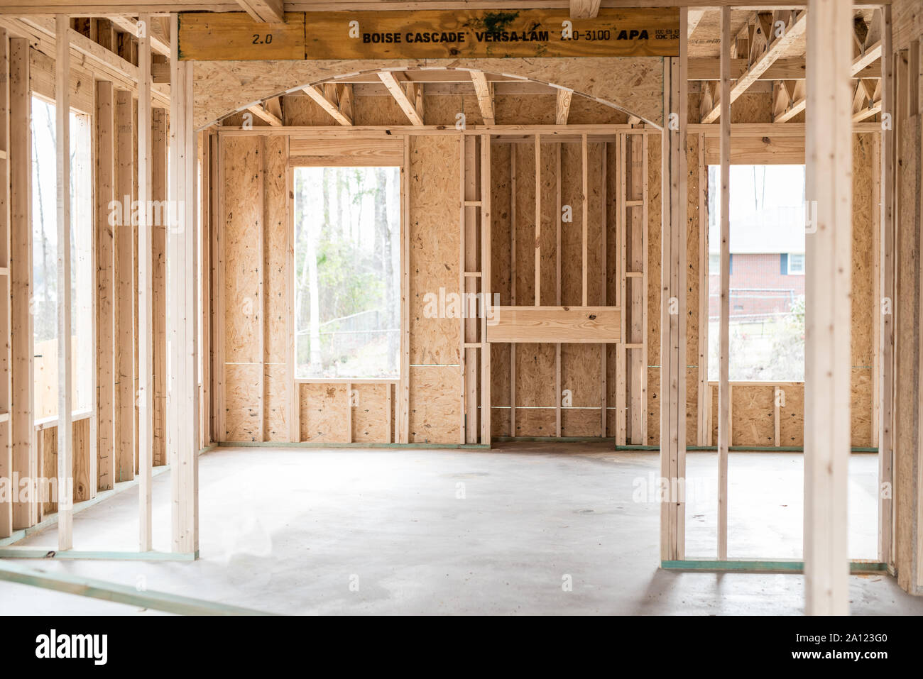 building a house Stock Photo - Alamy