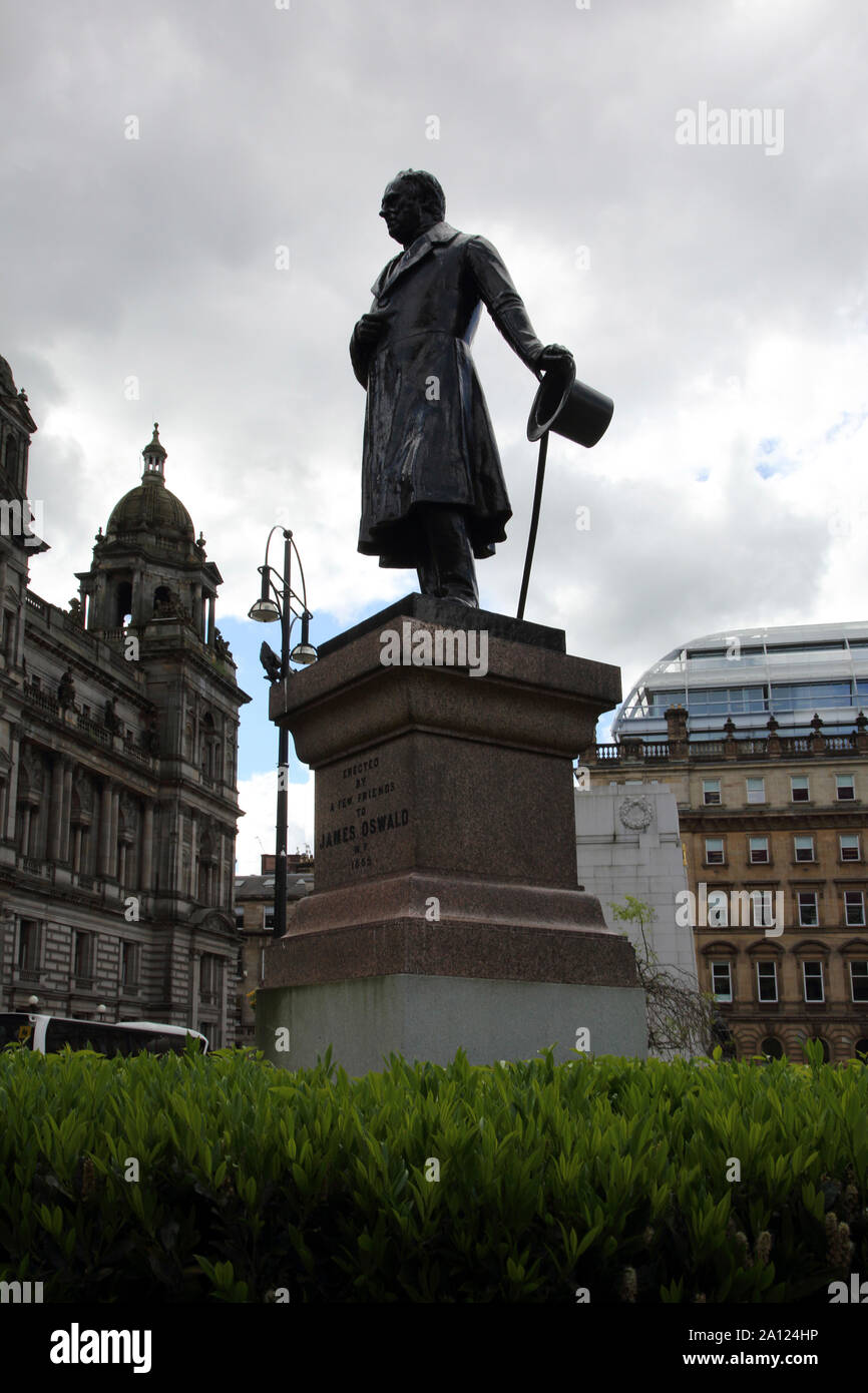 James oswald monument hi-res stock photography and images - Alamy