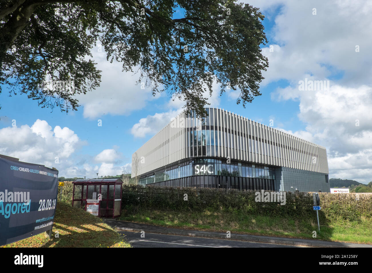 S4c hq hi-res stock photography and images - Alamy