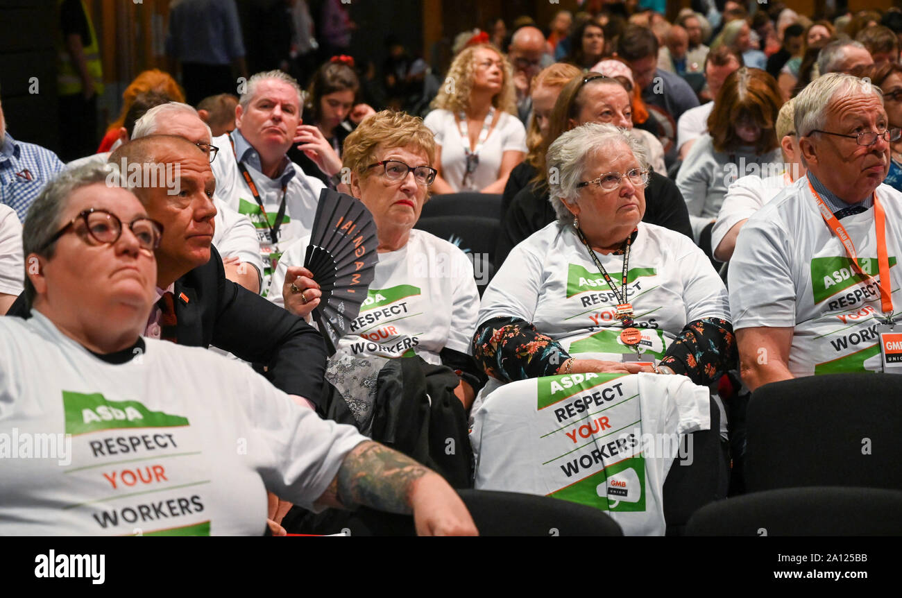 Asda workers shop hi-res stock photography and images - Alamy