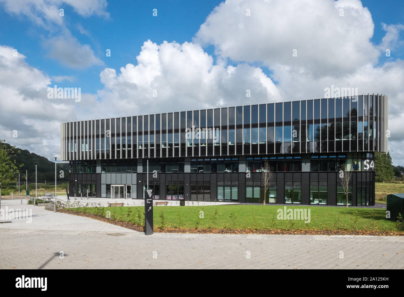 S4c hq hi-res stock photography and images - Alamy