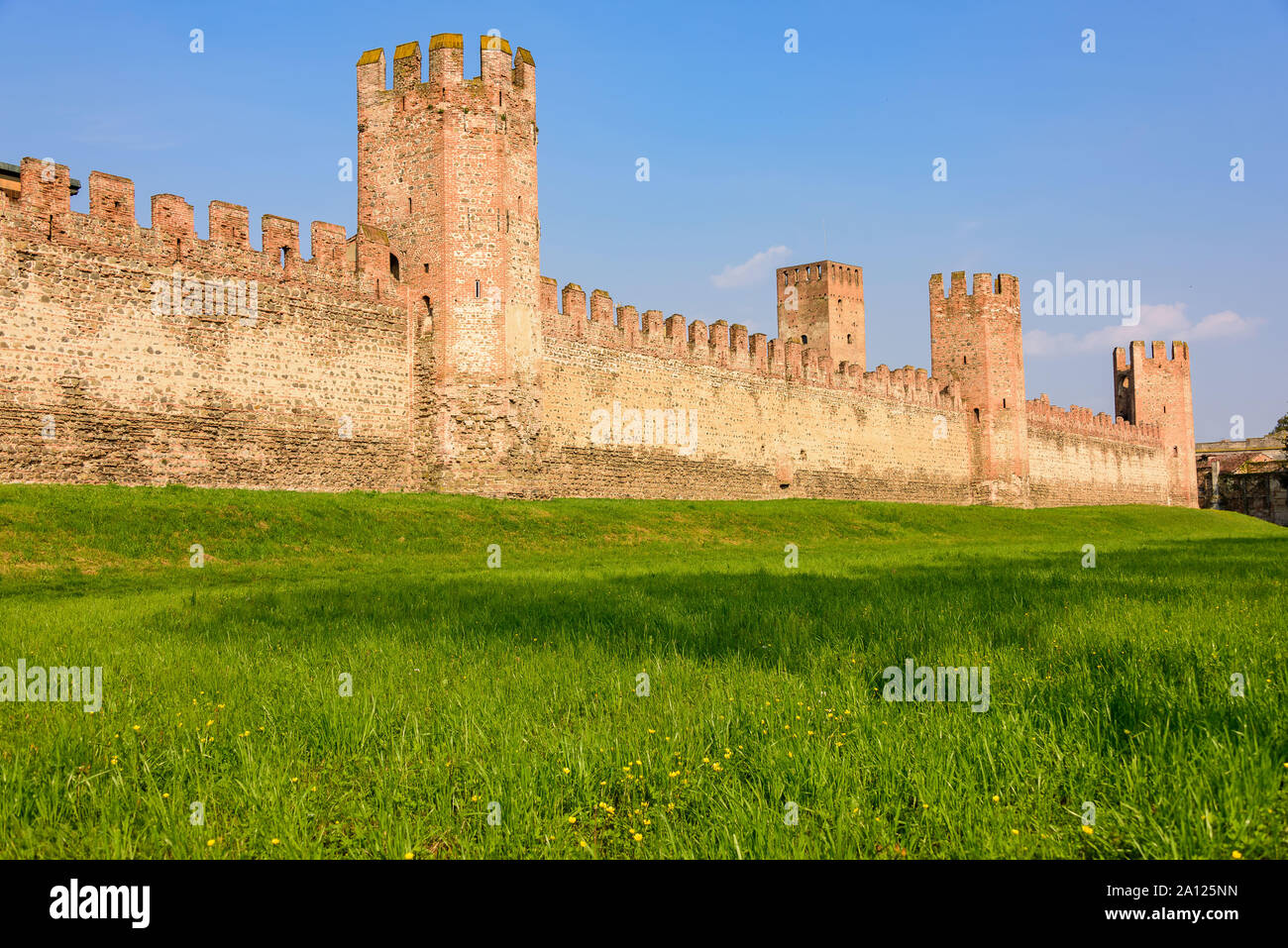 The medieval walls sourrandings Montagnana, one of the beautiful ...