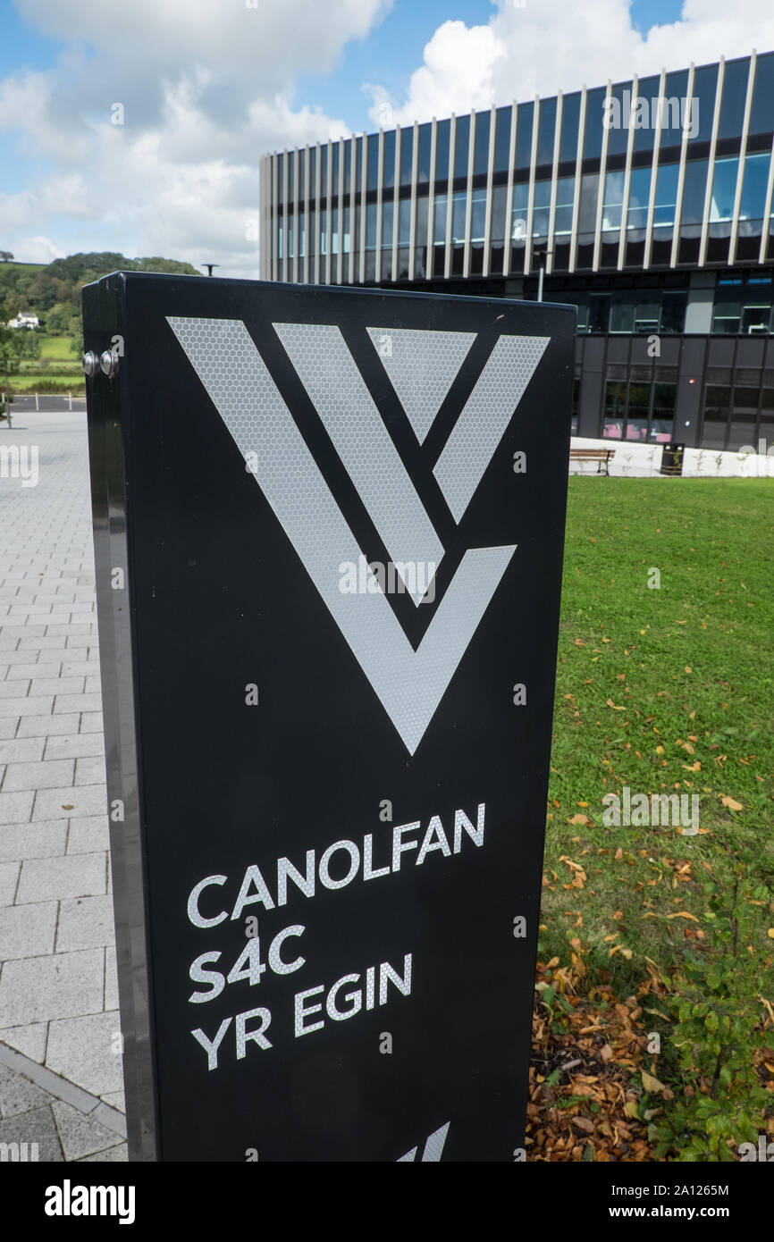 S4c hq hi-res stock photography and images - Alamy