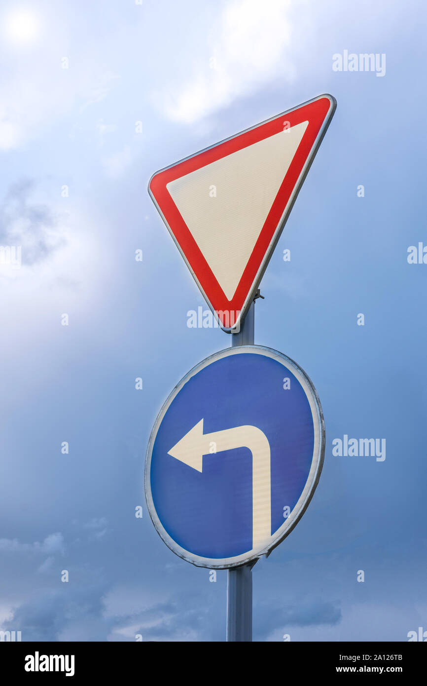 Directionstreet hi-res stock photography and images - Alamy
