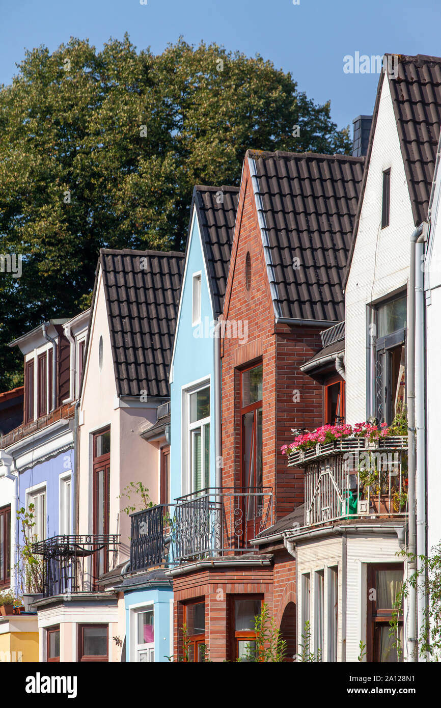 Row of houses, row houses, residential buildings, Neustadt, Bremen ...