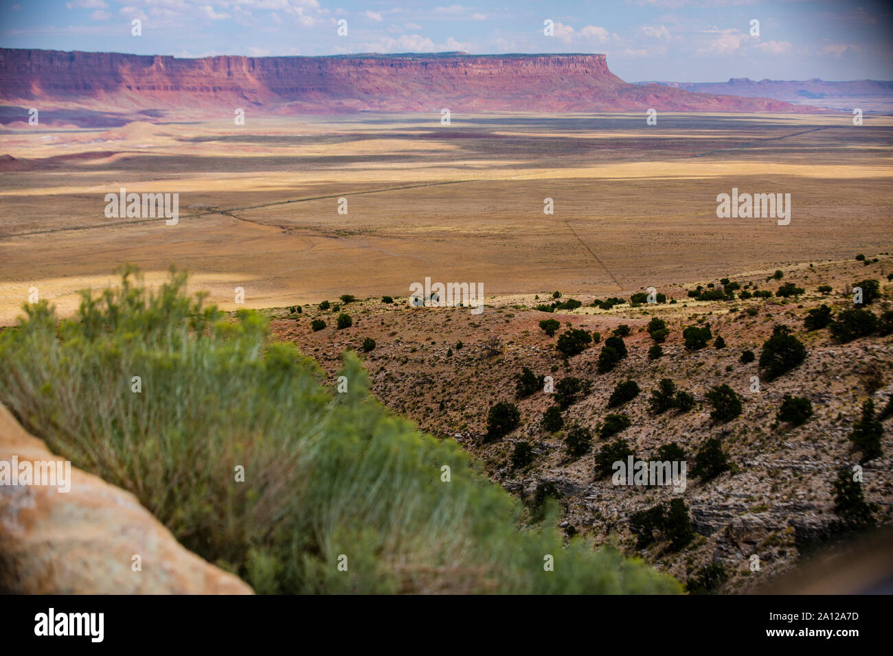 Das Apple Valley in Utah mit traumhaften Strecken in Wüste und Bergwelt ...
