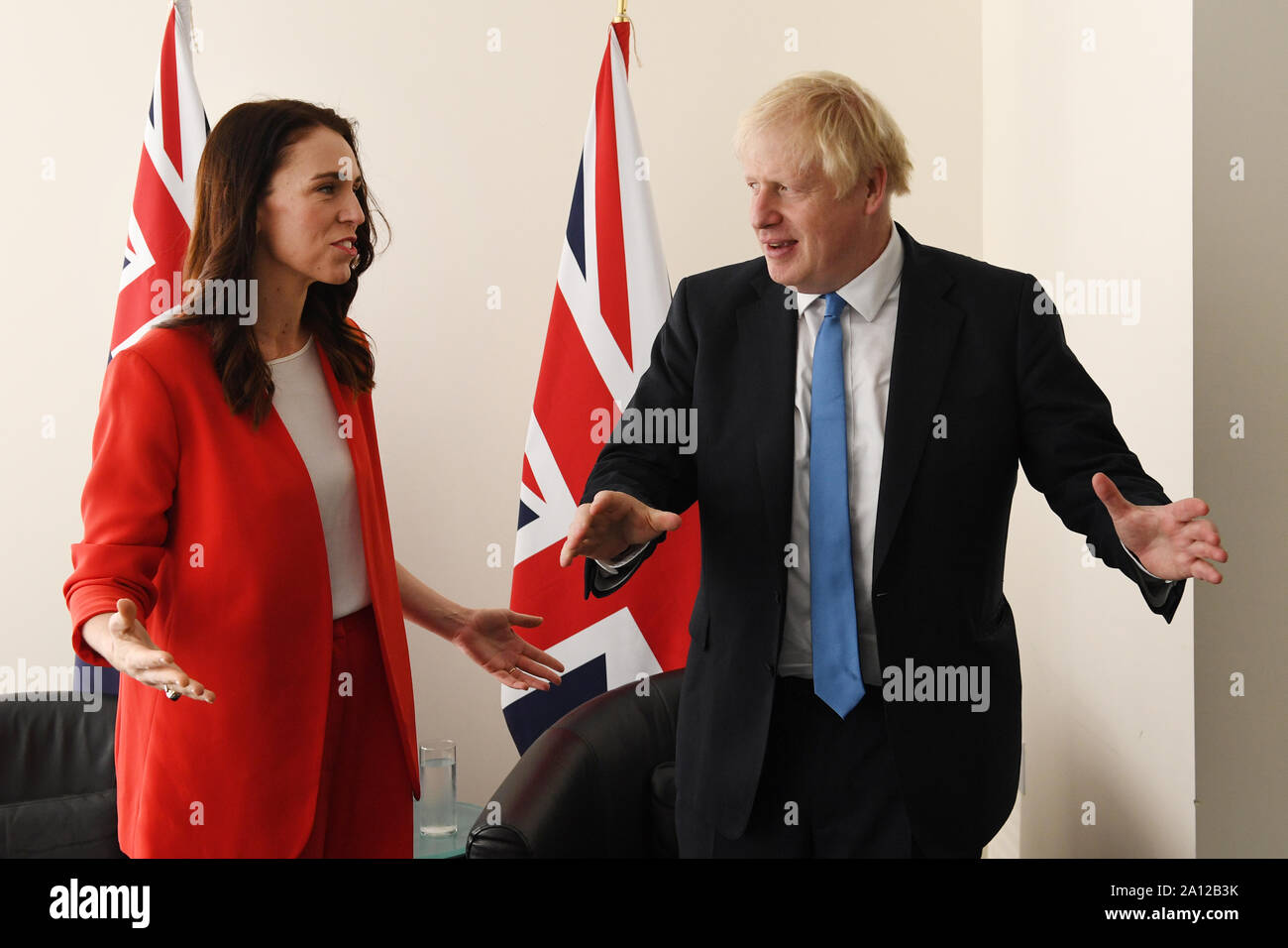 Prime Minister Boris Johnson meets the Prime Minister of New Zealand ...