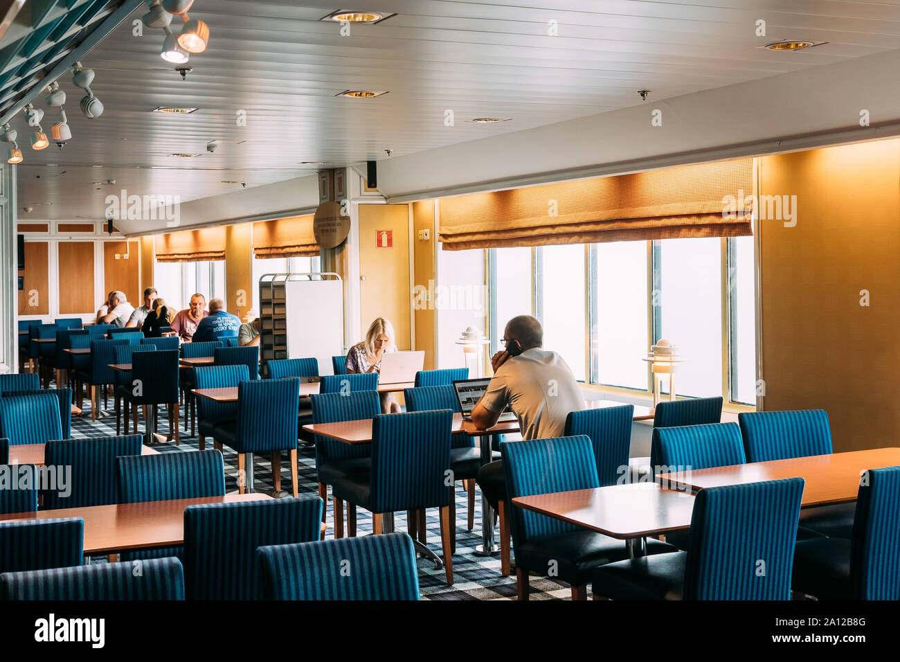 Inside a cruise ship hi-res stock photography and images - Alamy