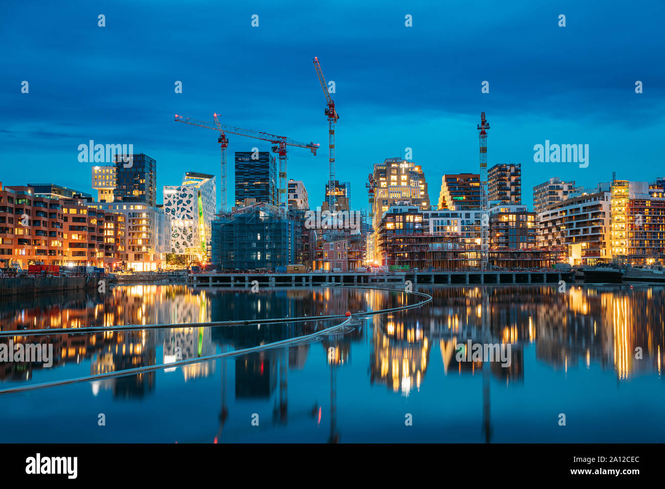 Downtown Embankment High Resolution Stock Photography and Images - Alamy