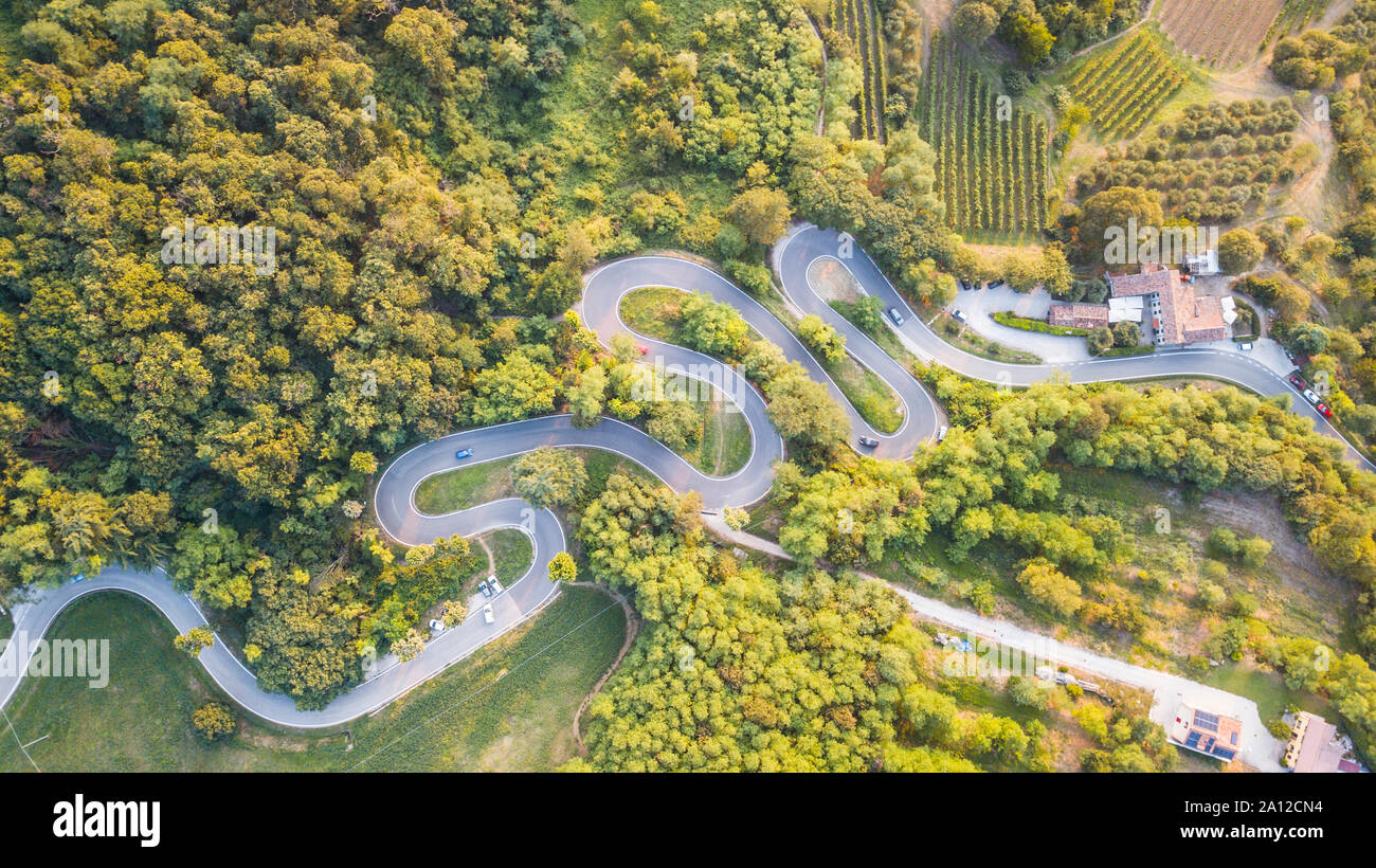 Aerialcurves hi-res stock photography and images - Alamy