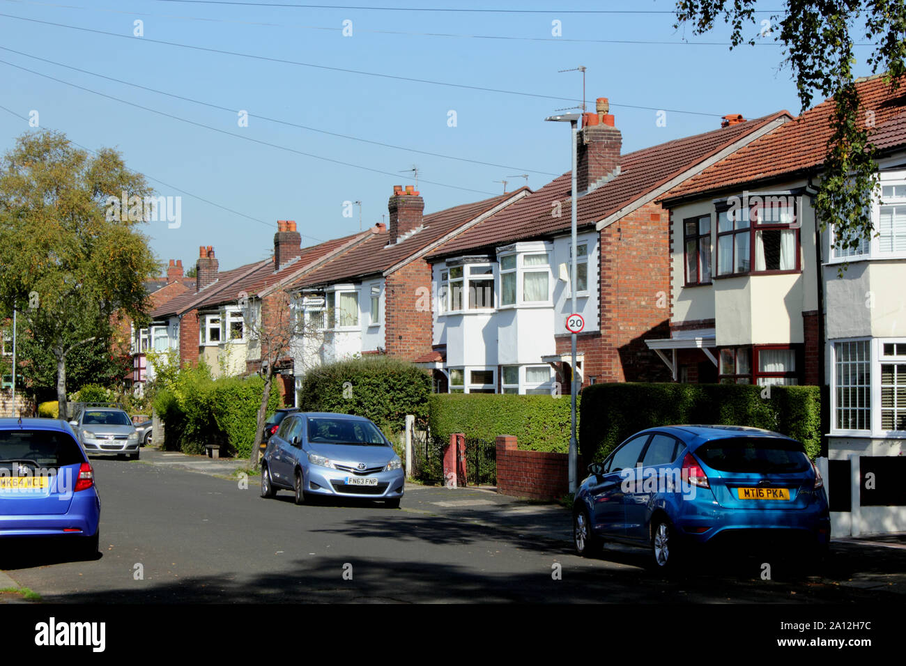 Typical suburban street hi-res stock photography and images - Alamy