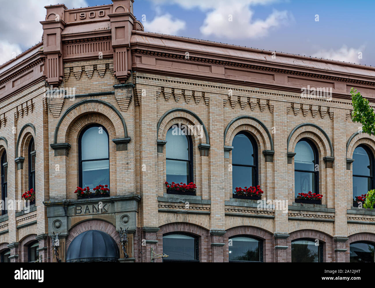 Old Bank Building Stock Photo - Alamy