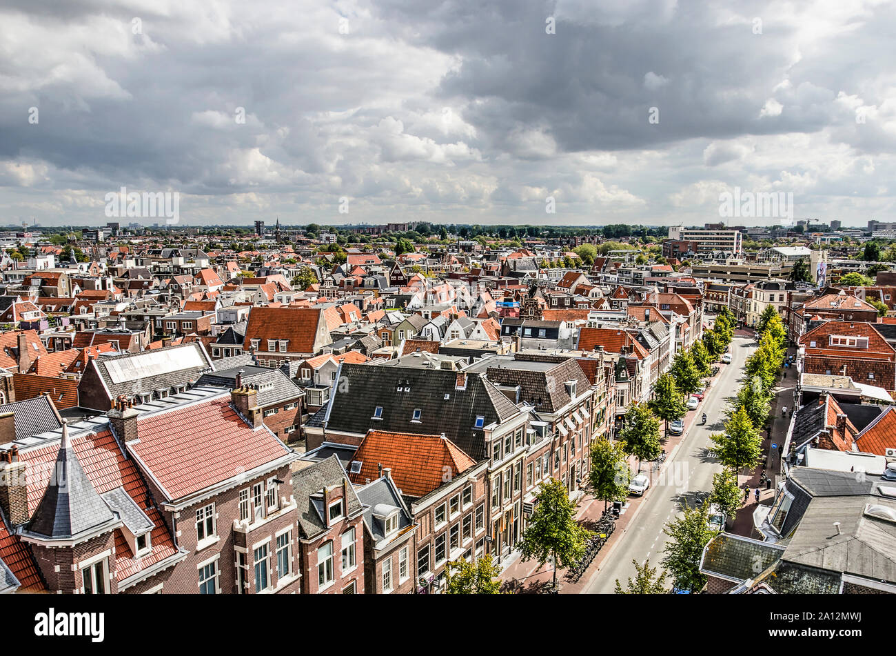 Neighbourhoods aerial hi-res stock photography and images - Alamy