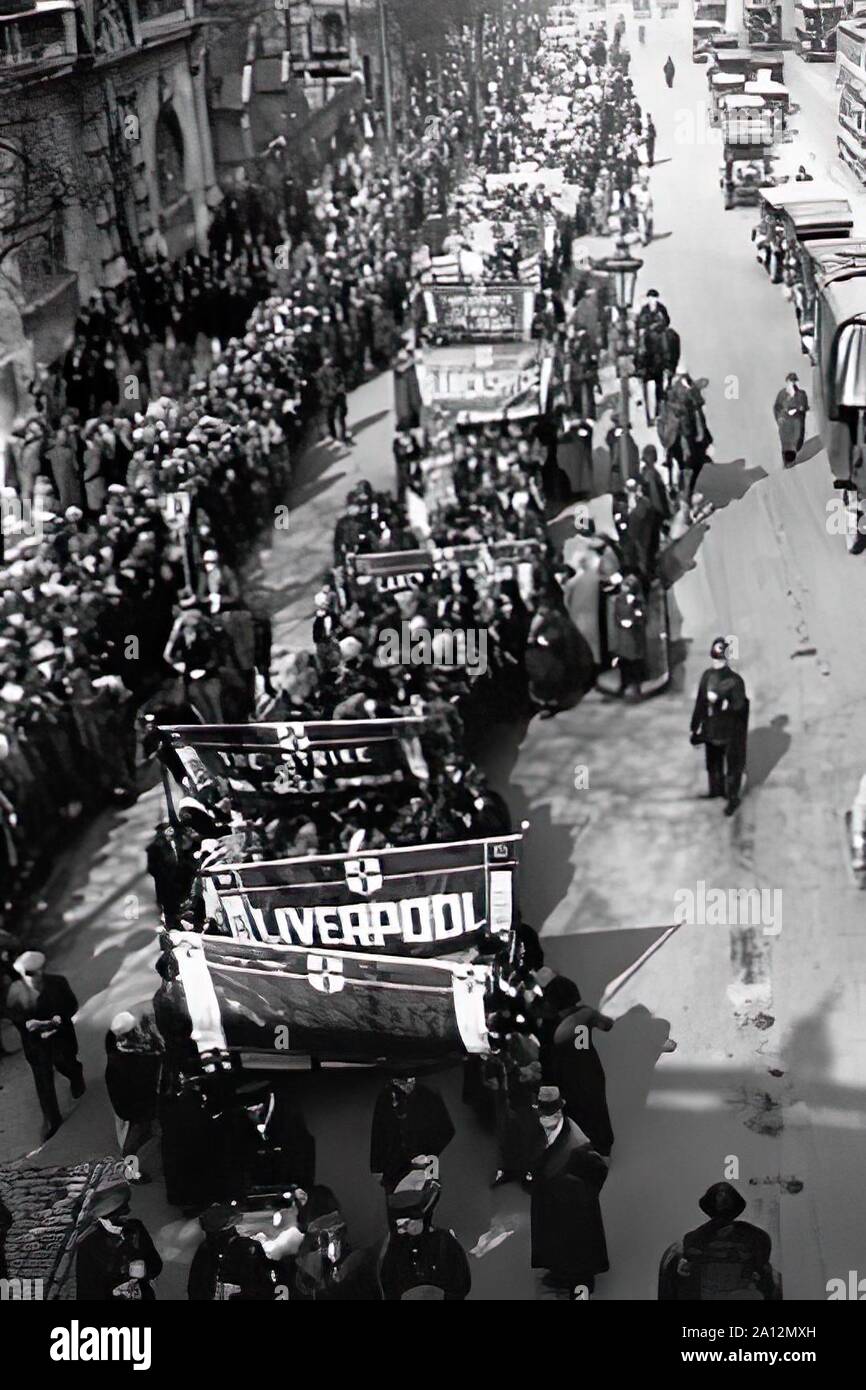 The 1926 general strike in the United Kingdom was a general strike that ...