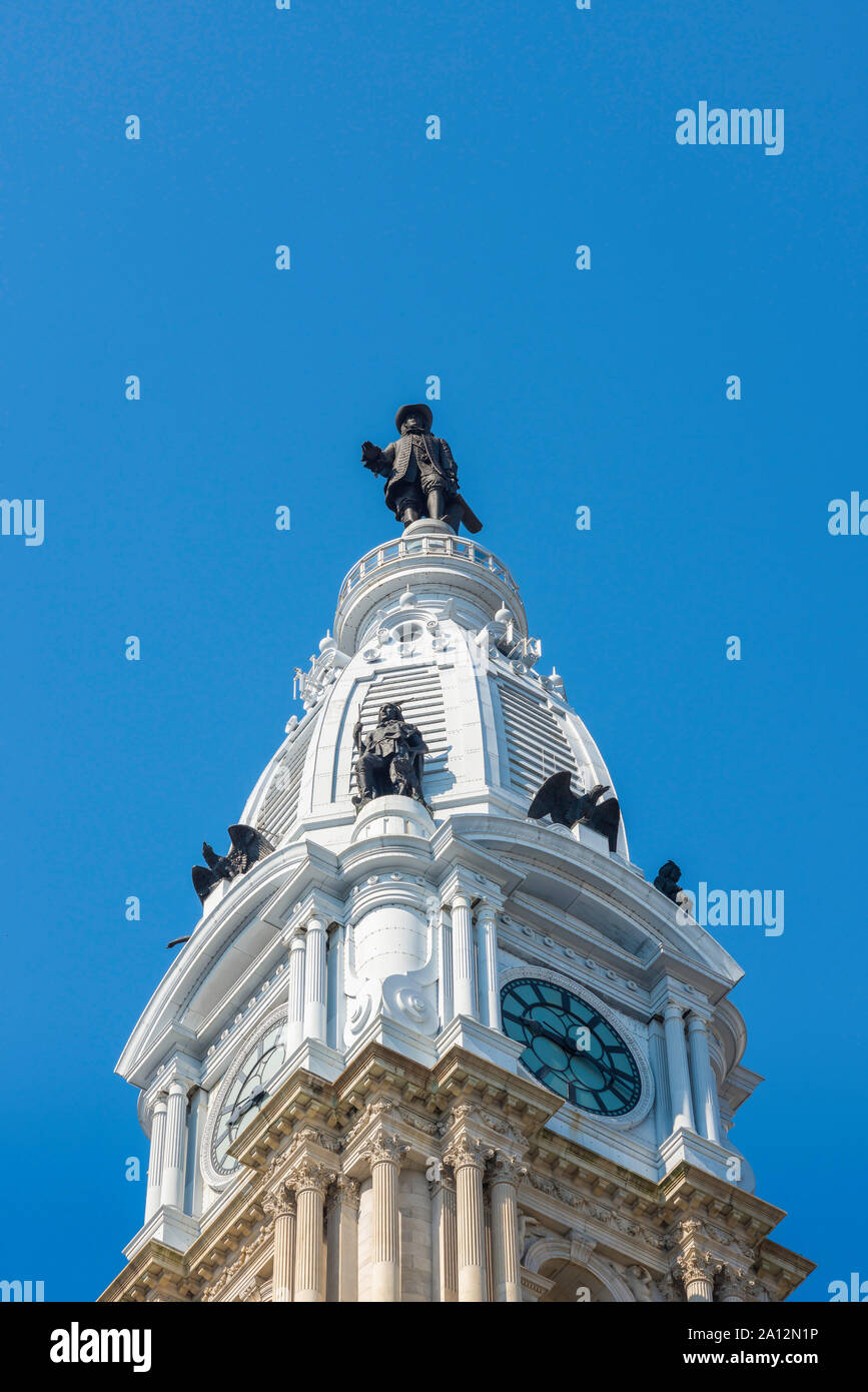 William penn statue hi-res stock photography and images - Alamy