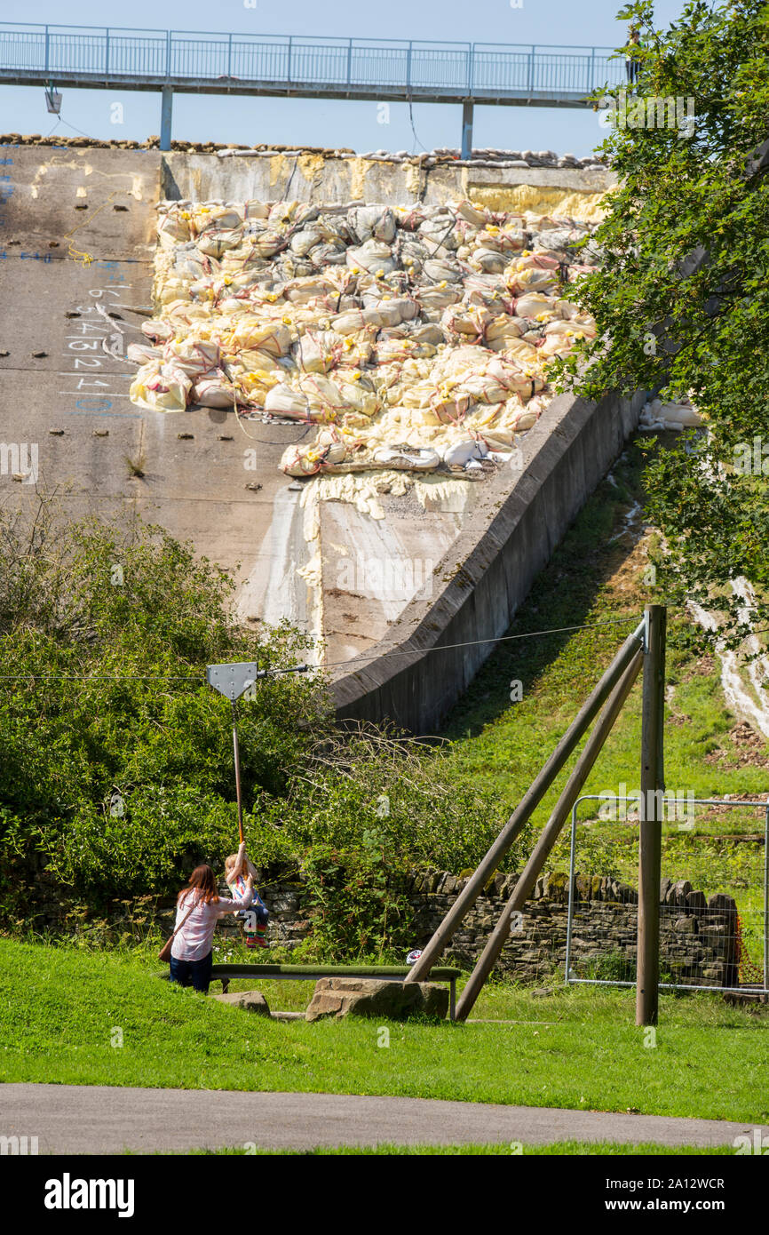 Whaley bridge flood hi-res stock photography and images - Alamy