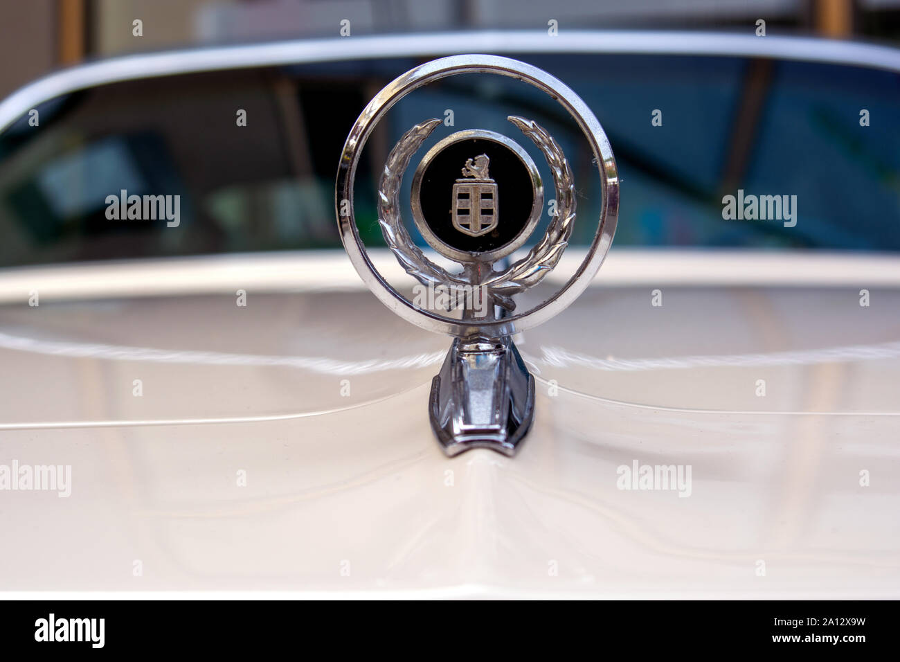 Emblem of a luxury vehicle Stock Photo - Alamy