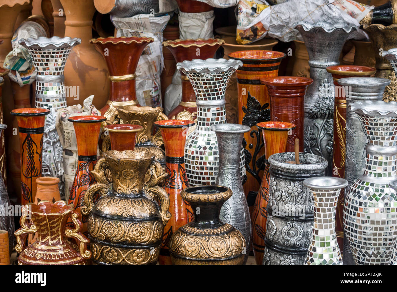 Traditional handicraft hi-res stock photography and images - Alamy