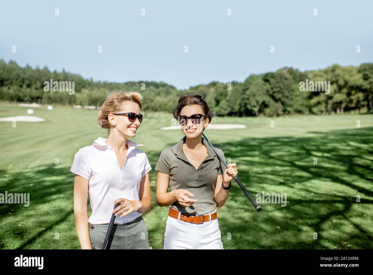 Summer day of golfers hi-res stock photography and images - Alamy