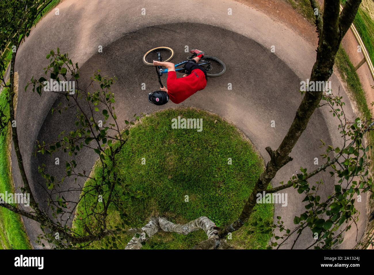 Pumptrack action hi-res stock photography and images - Alamy