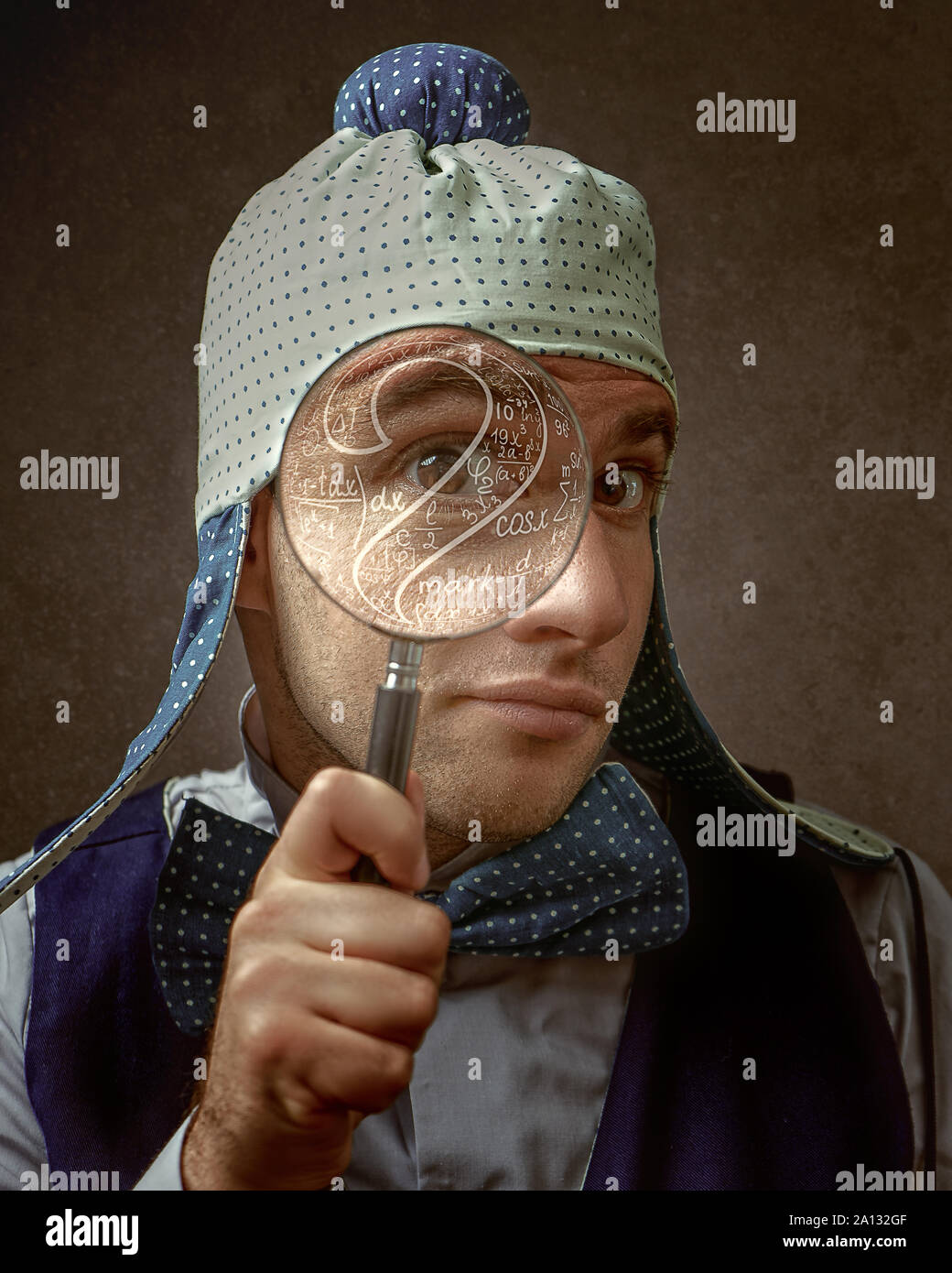Nerd, Funny male portrait with magnifier loupe Stock Photo - Alamy