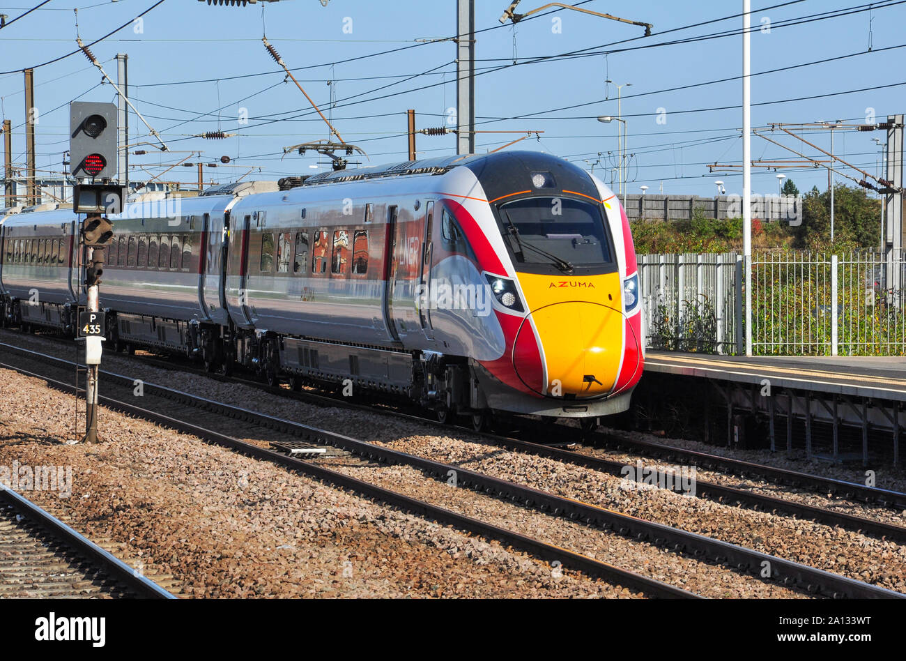 Class 800 train hi-res stock photography and images - Alamy