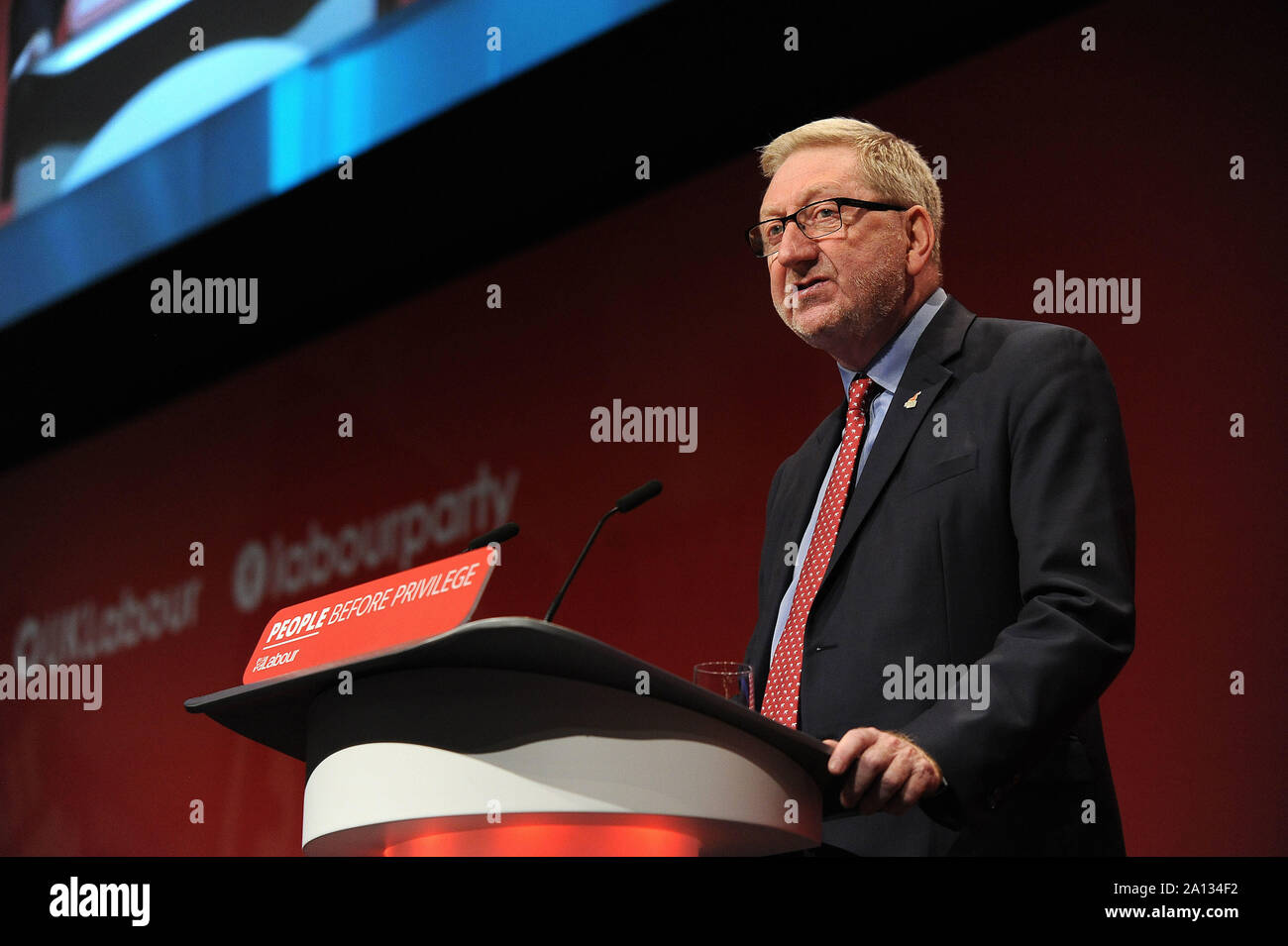 Kevin mccluskey hi-res stock photography and images - Alamy