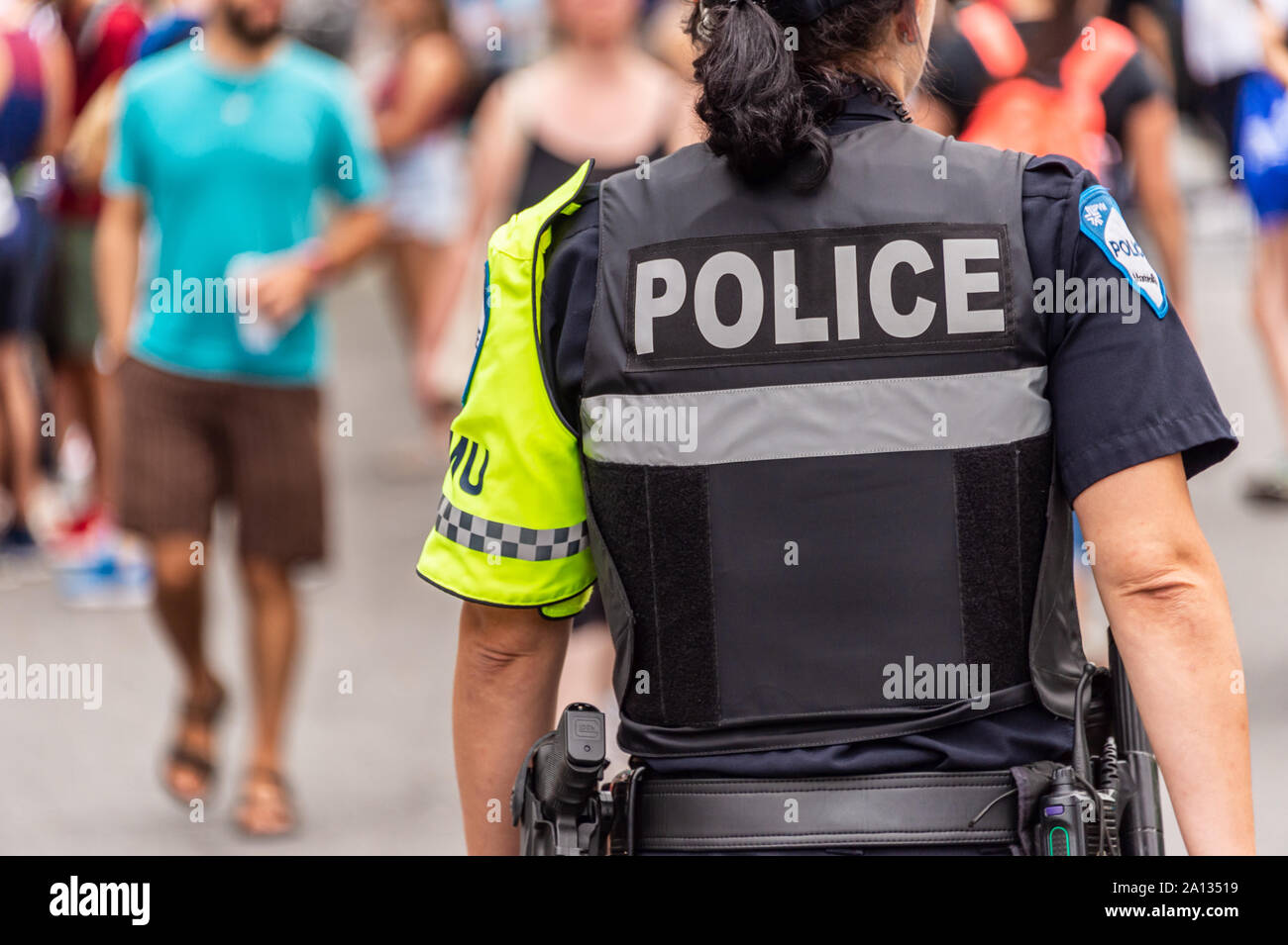 Female police officer canada hi-res stock photography and images - Alamy