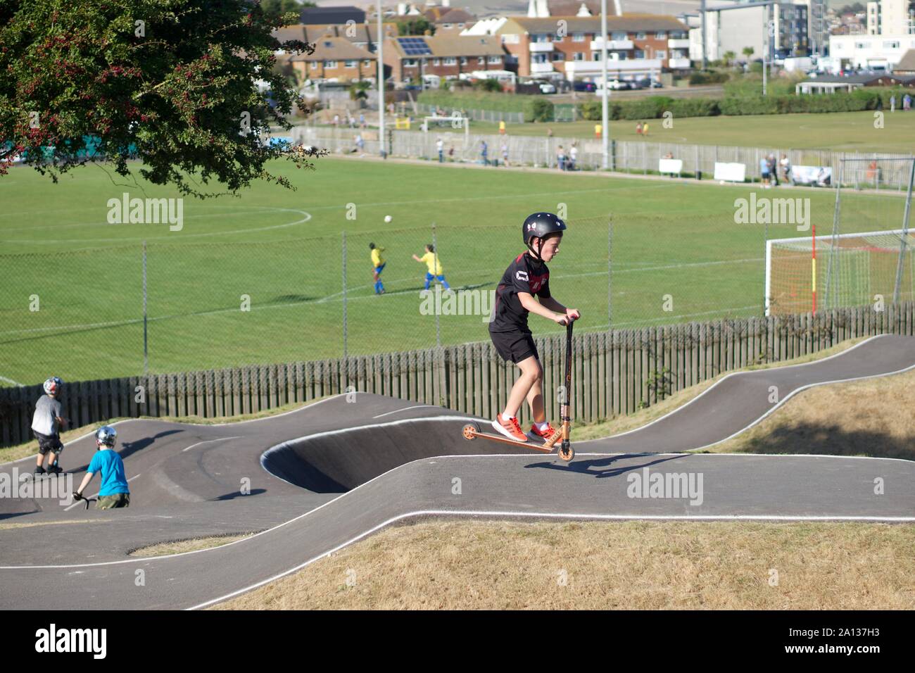 Pump and kid track hi-res stock photography and images - Alamy