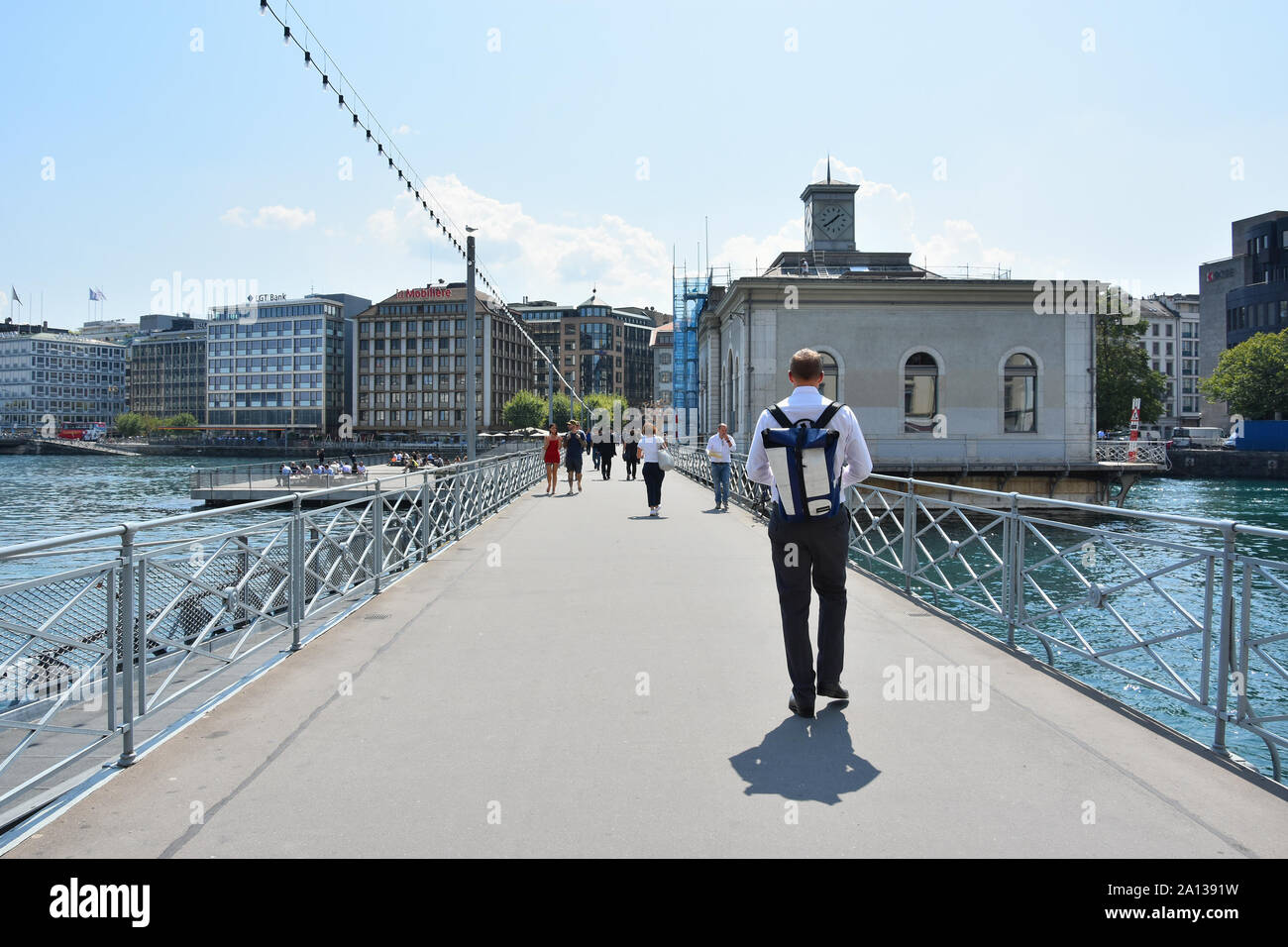 Bridge geneva architecture hi-res stock photography and images - Alamy