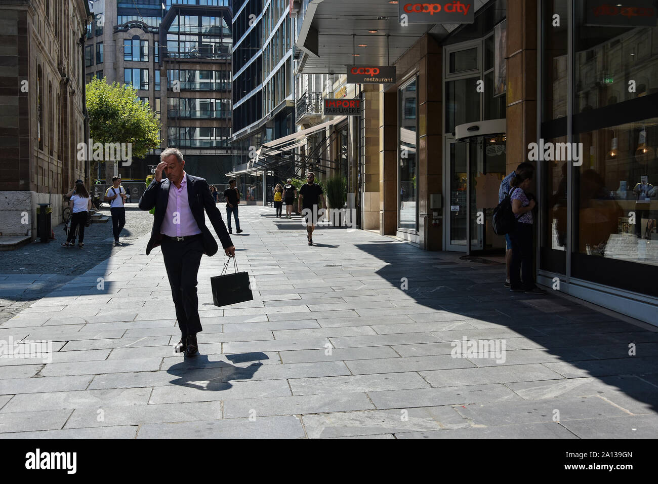 GENEVA, SWITZERLAND - AUGUST 29 , 2019. Street view in the famous ...