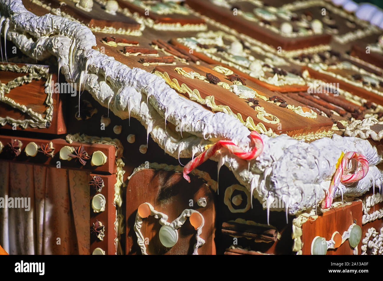 Sweet roof from a gingerbread house Stock Photo - Alamy