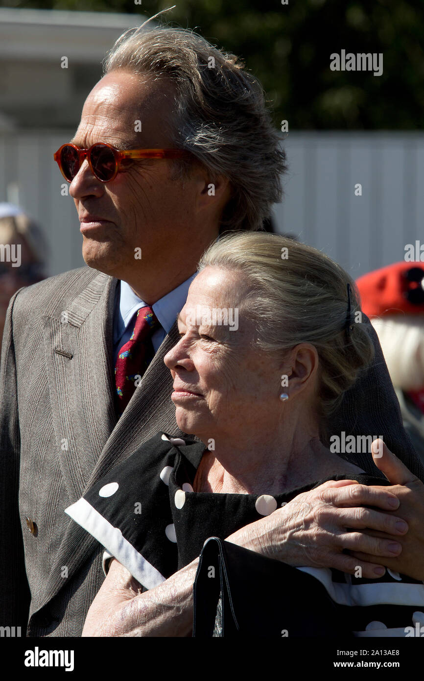 Susie Moss, (wife of Sir Stirling Moss),with the Duke of Richmond at ...