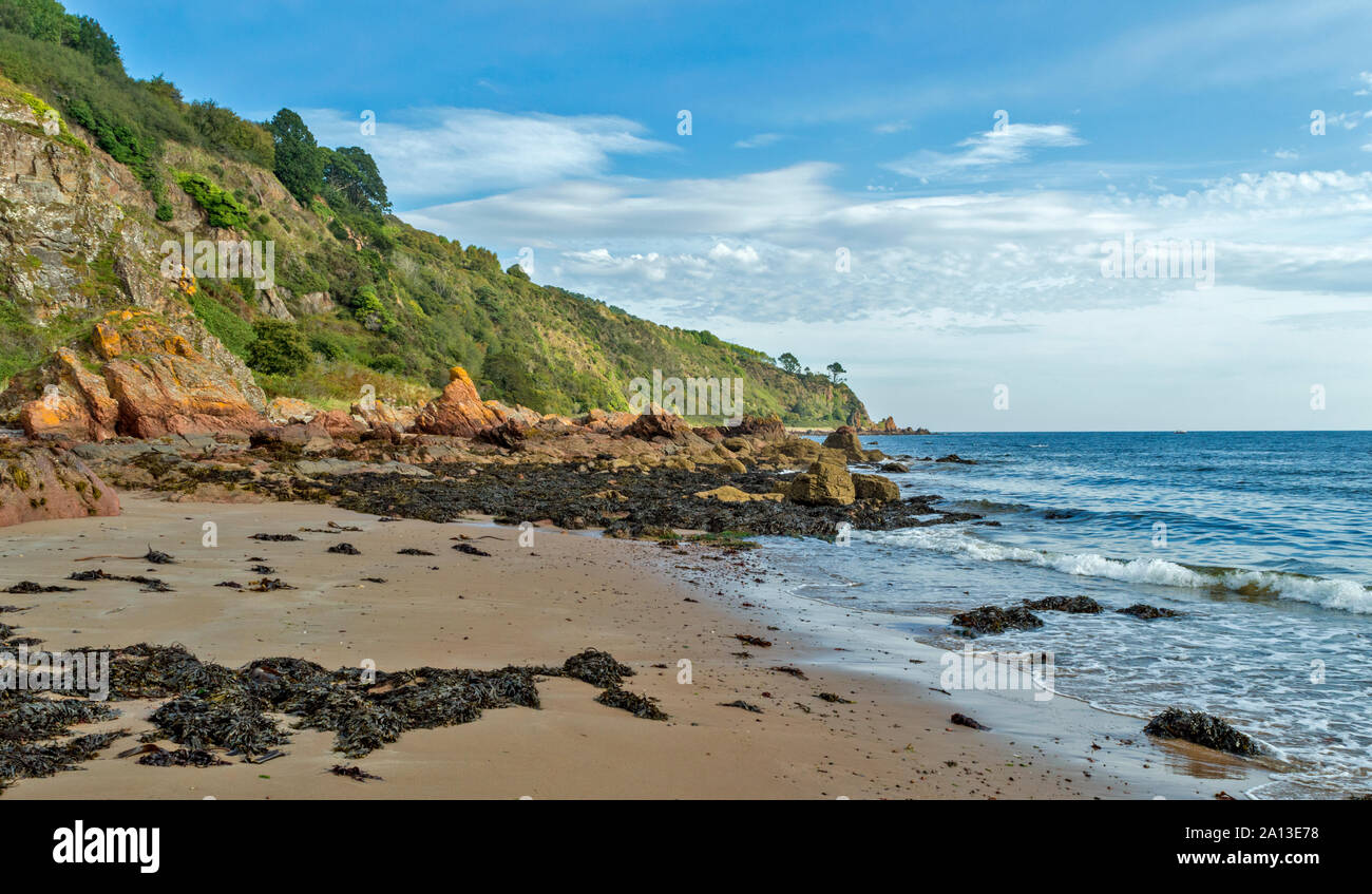 Rosemarkie beach caves hi-res stock photography and images - Alamy