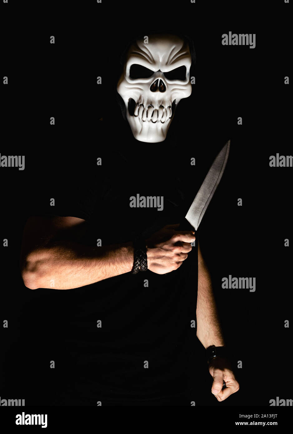 Scary man with knife hi-res stock photography and images - Alamy