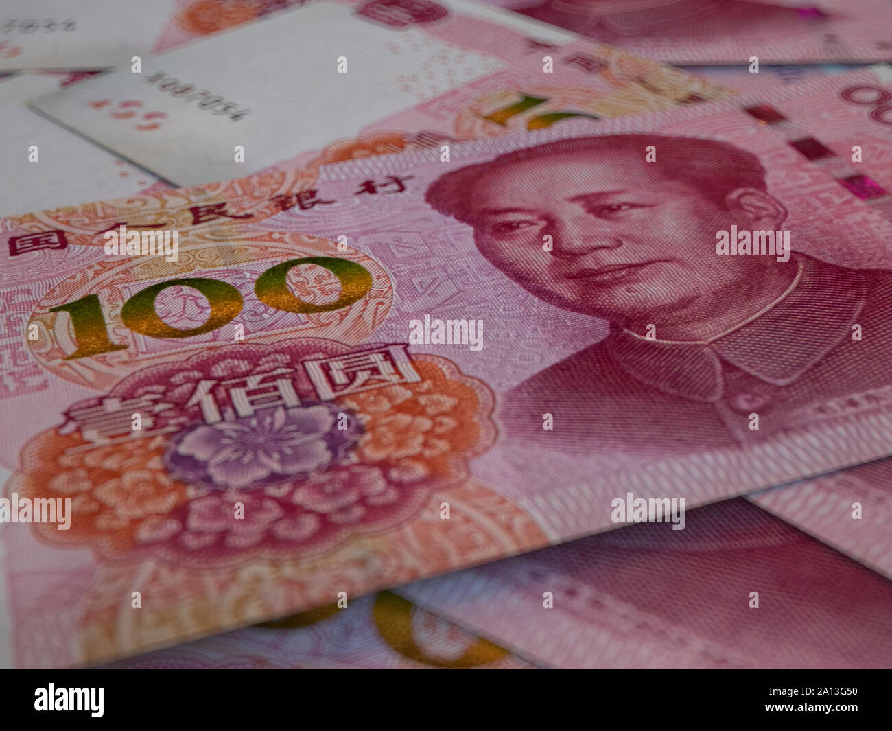 100 yuan taiwan hi-res stock photography and images - Alamy
