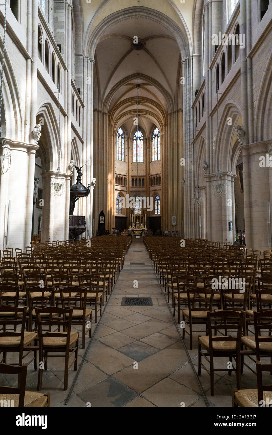 Abbey of st benignus hi-res stock photography and images - Alamy