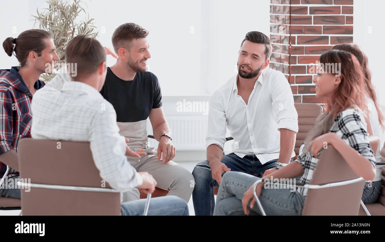 team members argue at the workshop Stock Photo - Alamy